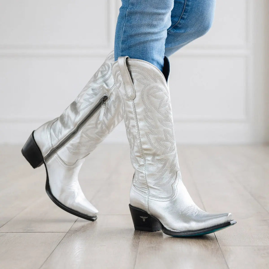 Smokeshow Boot | Silver Cowgirl Boots Snip Toe Tall Fashion Stitch ...