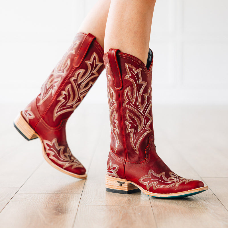 Saratoga Square Boot - Smoldering Ruby